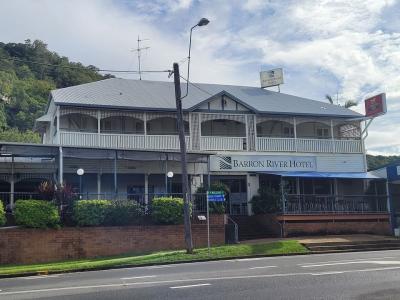 Barron River Hotel, STRATFORD, QLD | Pub info @ Publocation
