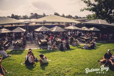 Bateau Bay Hotel Motel, BATEAU BAY, NSW | Pub info @ Publocation