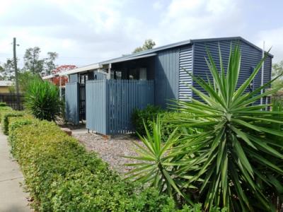 Jolly Collier Hotel Motel, DYSART, QLD | Pub info @ Publocation